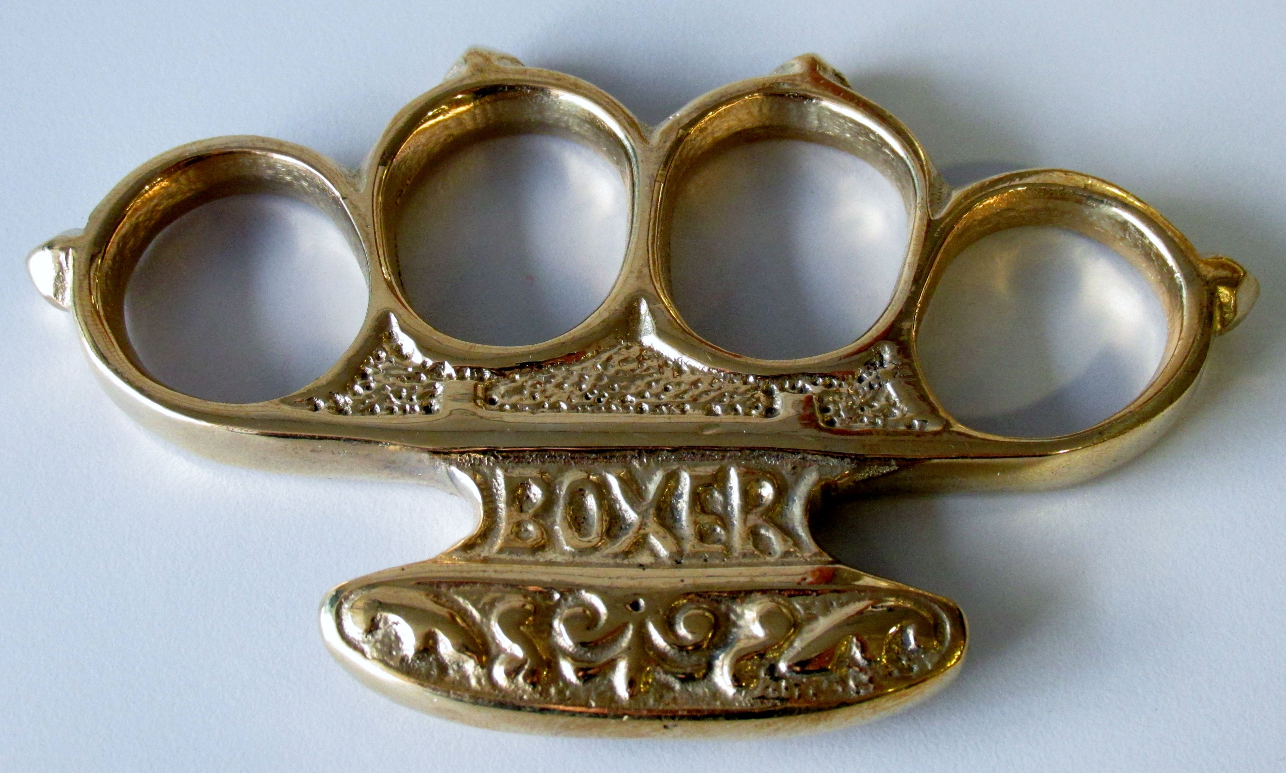 Poing américain – Armurerie Safari