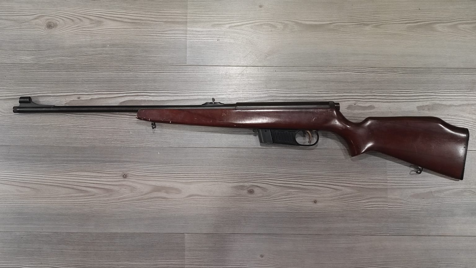 AKAH STLF1 CAL. 22Lr – Armurerie Safari