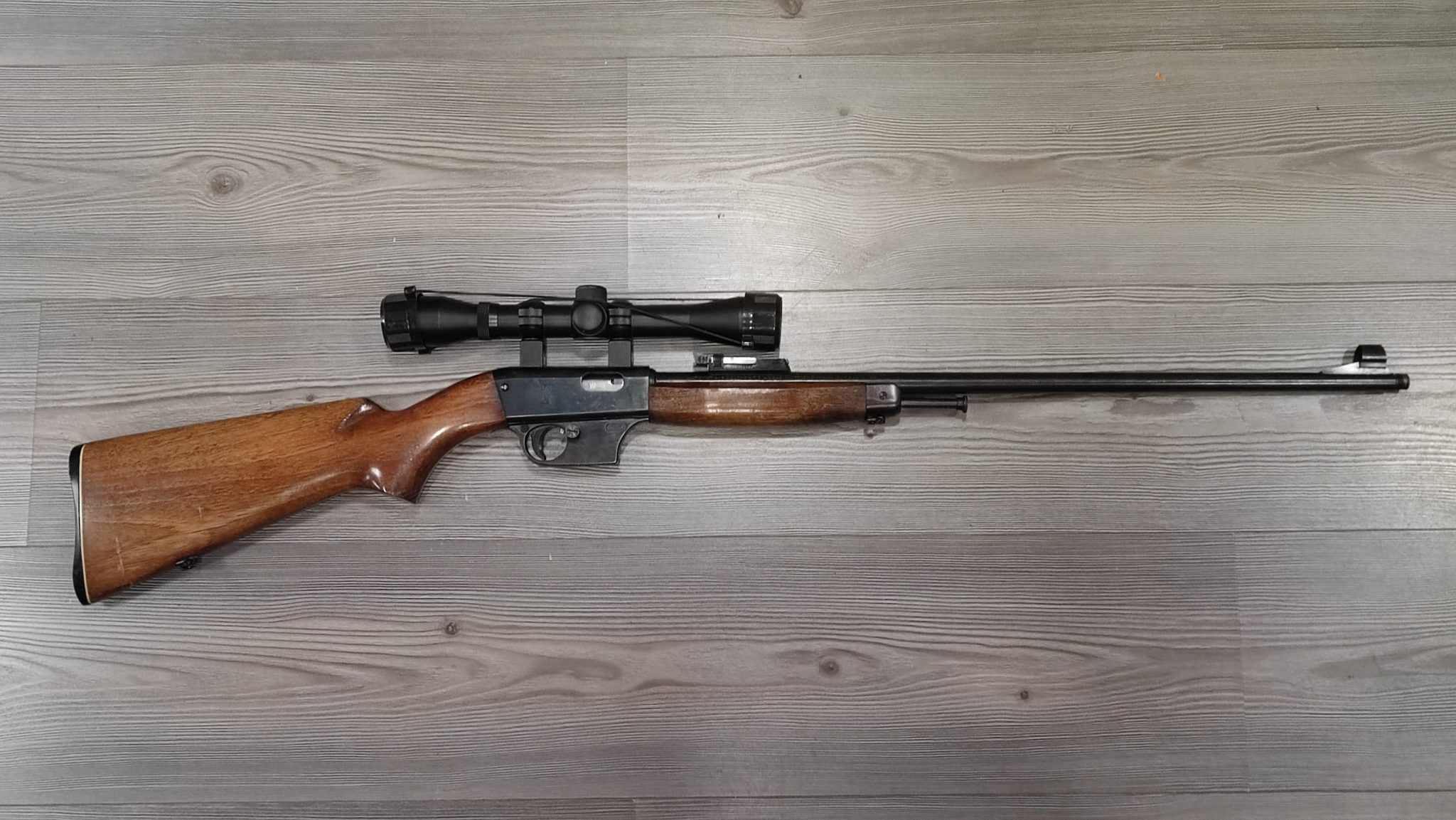 UNIQUE X51BIS CAL. 22Lr – Armurerie Safari