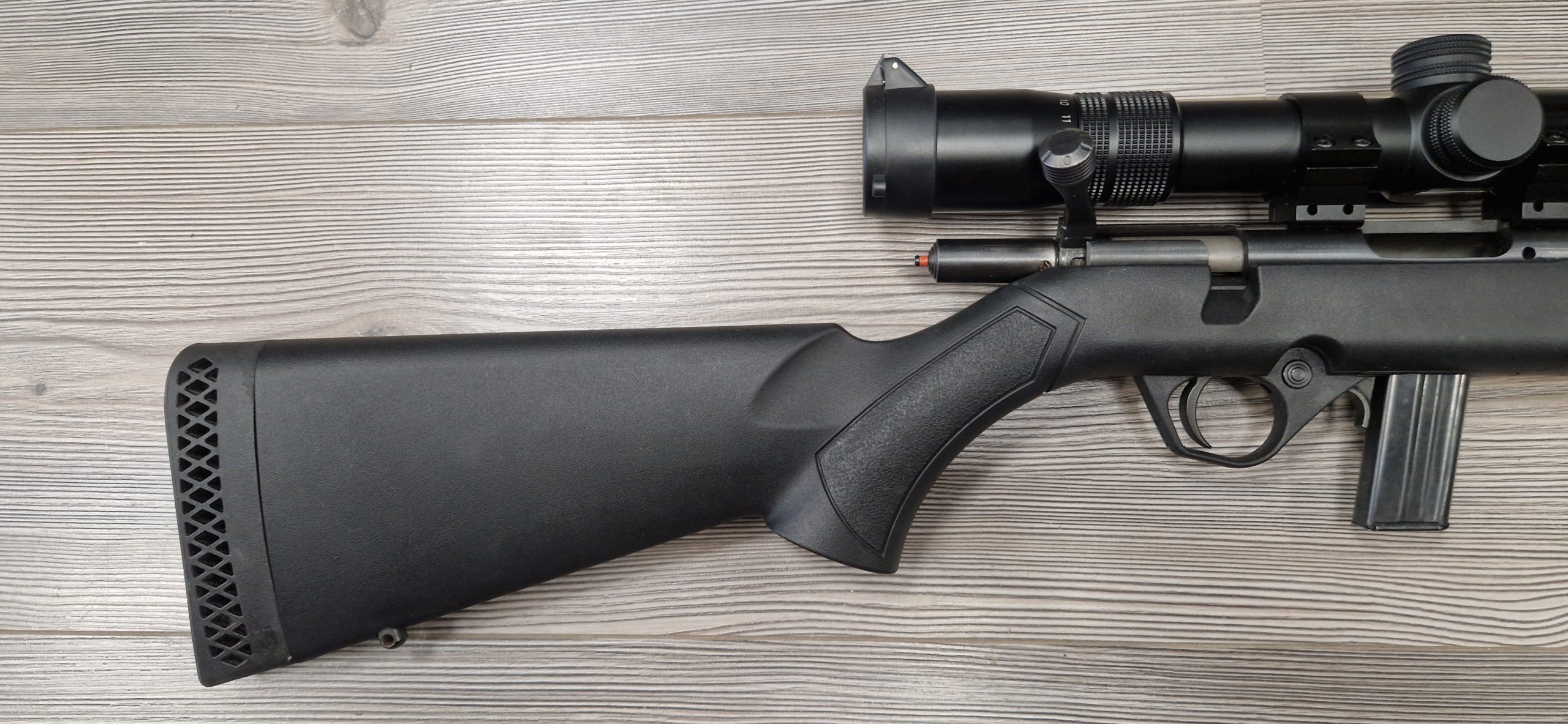 Mossberg INTL 802 Plinkster 22LR + Vanguard 4-12×40 + Modérateur SAK ...
