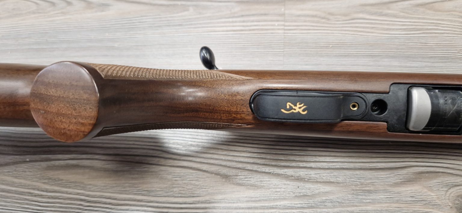 Browning T-BOLT 22 long rifle – Armurerie Safari