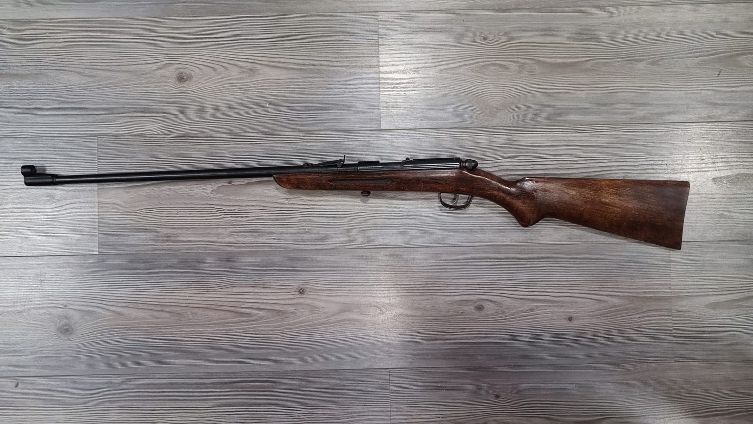 CARABINE GAUCHER STAR CAL. 22LR – Armurerie Safari