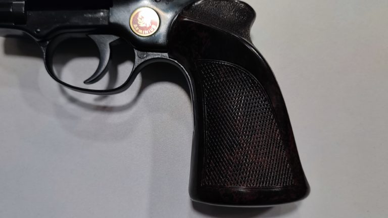 REVOLVER ARMINIUS HW38 CAL. 38 SPE – Armurerie Safari