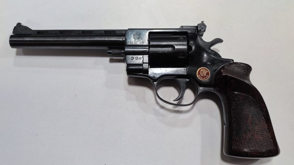REVOLVER ARMINIUS HW38 CAL. 38 SPE – Armurerie Safari