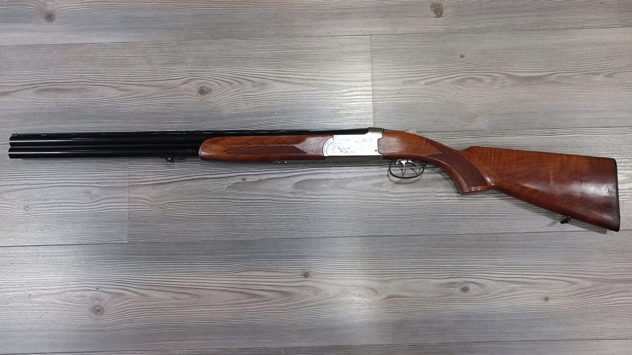 VERNEY CARRON SUPERPOSE SAGITTAIRE CAL.12/70 – Armurerie Safari