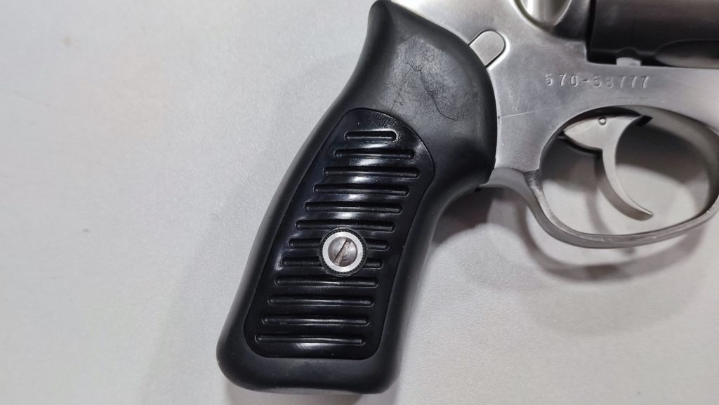 REVOLVER RUGER SP101 CAL.22LR – Armurerie Safari