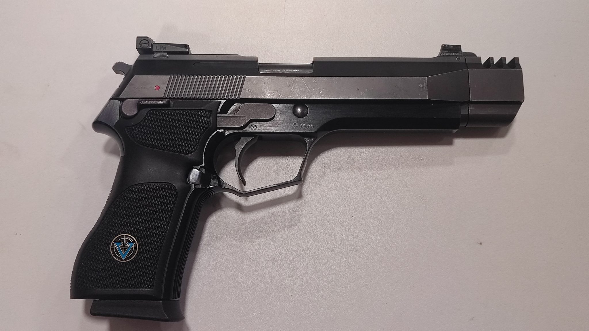VEKTOR SP1 SPORT CAL.9X19MM – Armurerie Safari