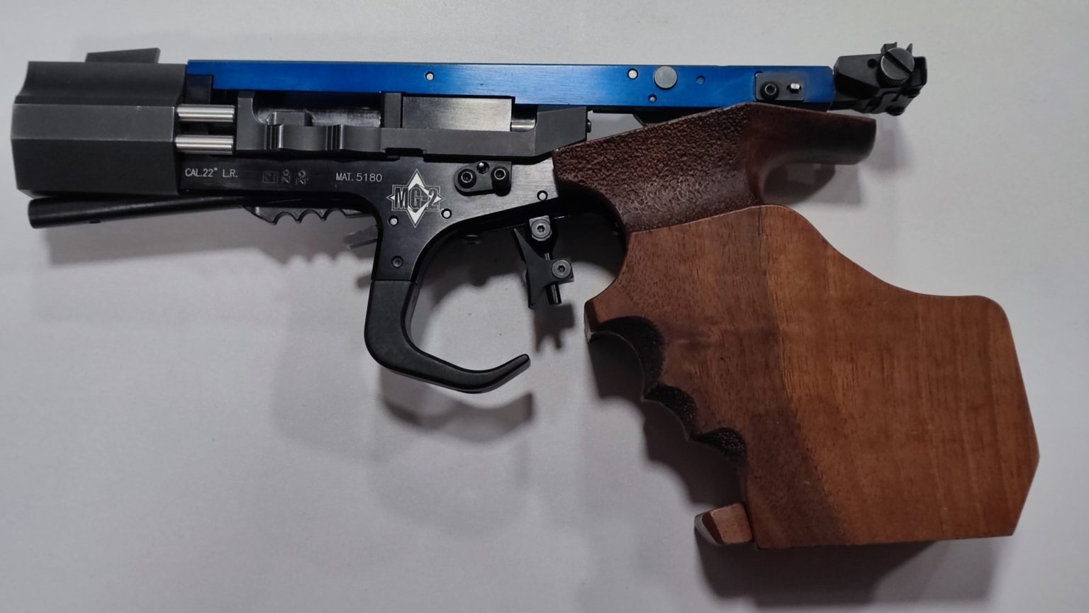 PISTOLET MATCH GUN MG2 RAPID FIRE CAL.22LR – Armurerie Safari