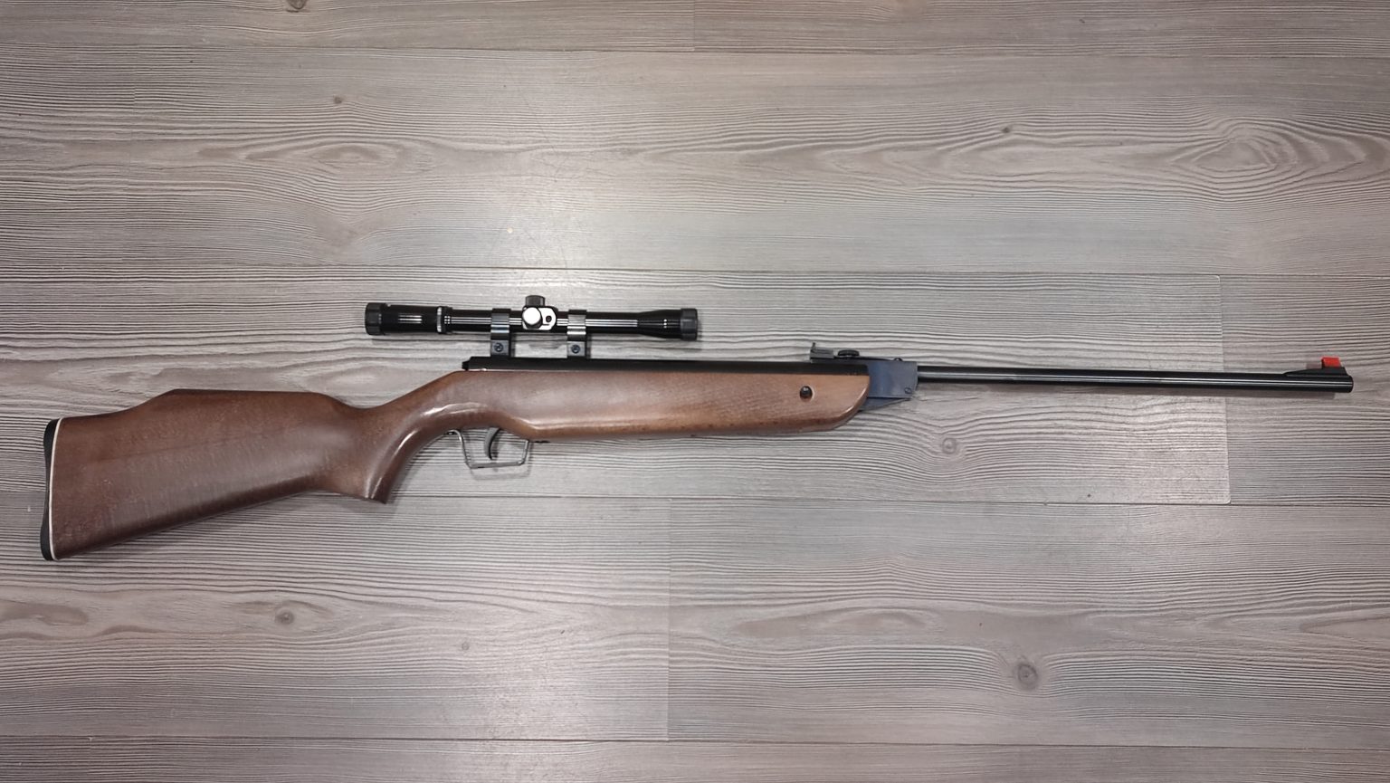 CARABINE A AIR COMETA MOD. 220 – Armurerie Safari
