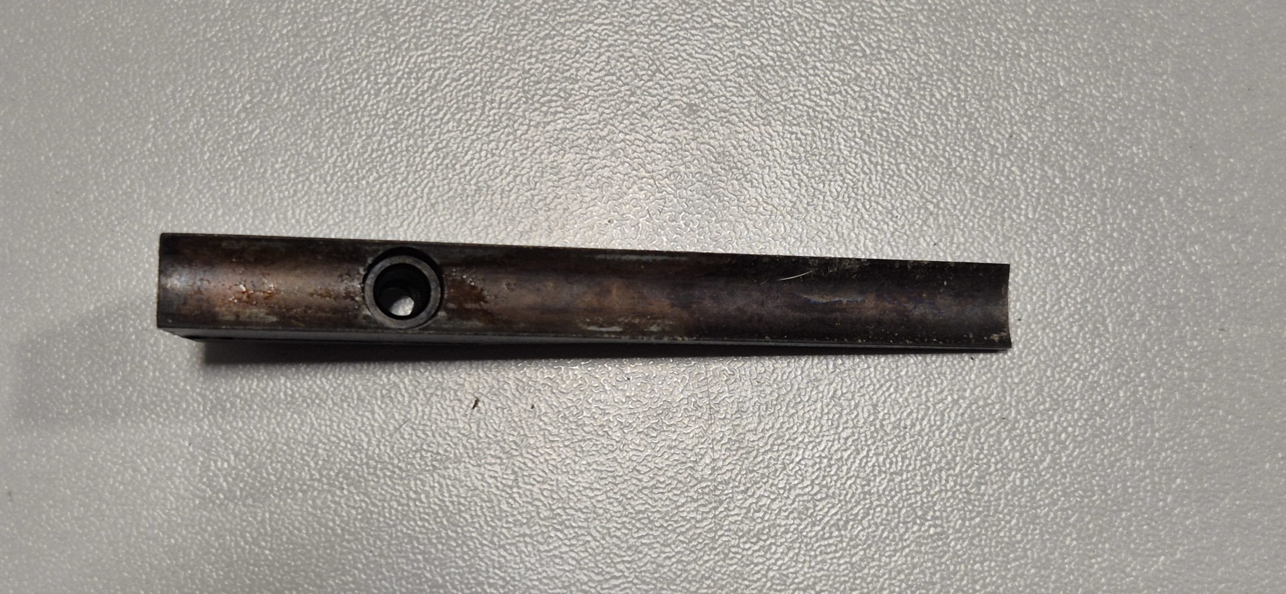 GUIDON ALBRECHT KIND HUNSTIG (AKAH) STLF1 – Armurerie Safari