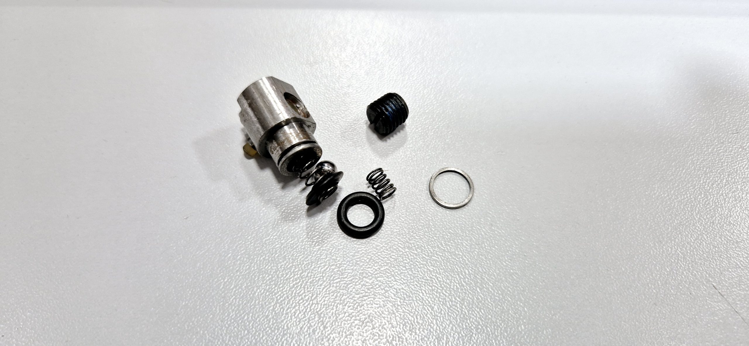 KIT JOINT ET SOUPAPE WALTHER LP3 – Armurerie Safari